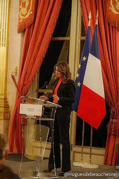 Contacter Sonia Mabrouk
